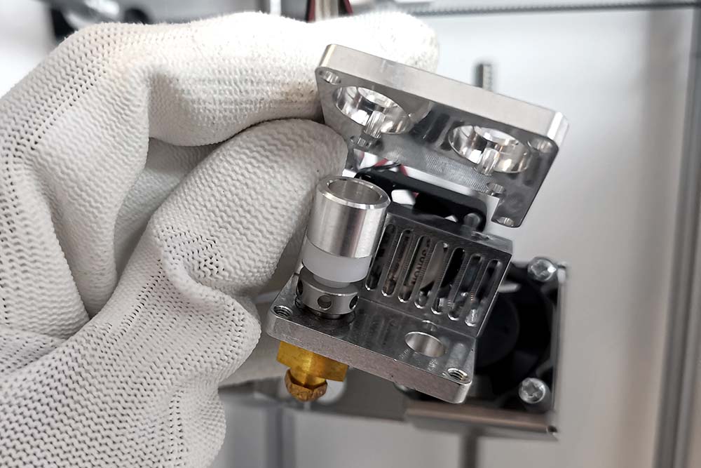 How to check and replace the TFM coupler on the Ultimaker 2+ Connect