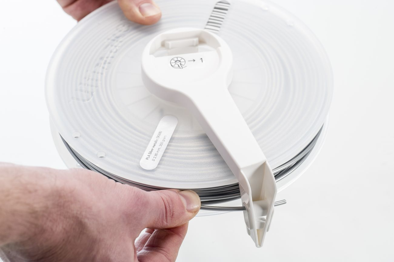 UltiMaker 3 - Loading materials