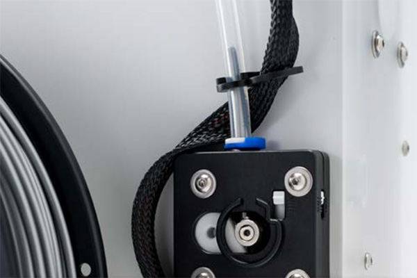 Change material on the Ultimaker 2