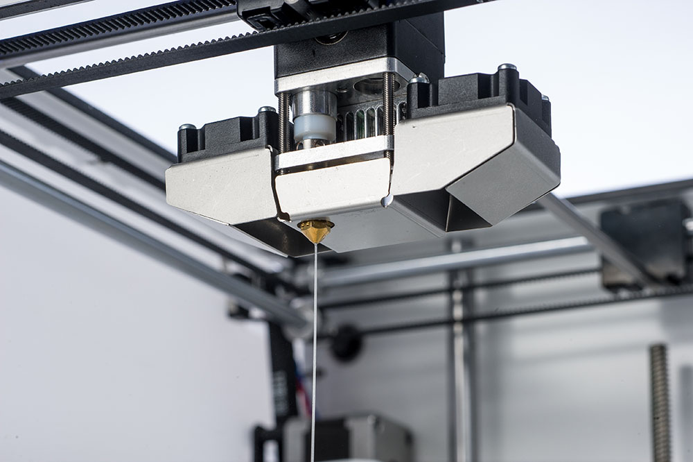 UltiMaker 2+ - Loading material